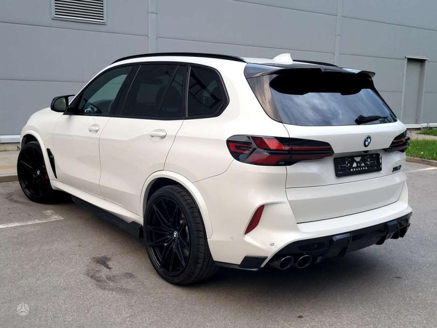 White BMW X5 2021 in Vilnius, with an engine capacity of 4.40 L and mileage of 182 thousand km for 39999 €, photo 5 on AUTOMOTO.COM.LV
