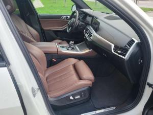 White BMW X5 2021 in Vilnius, with an engine capacity of 4.40 L and mileage of 182 thousand km for 39999 €, photo 37 on AUTOMOTO.COM.LV