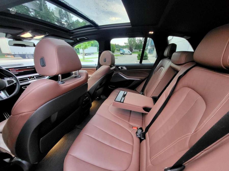 White BMW X5 2021 in Vilnius, with an engine capacity of 4.40 L and mileage of 182 thousand km for 39999 €, photo 41 on AUTOMOTO.COM.LV