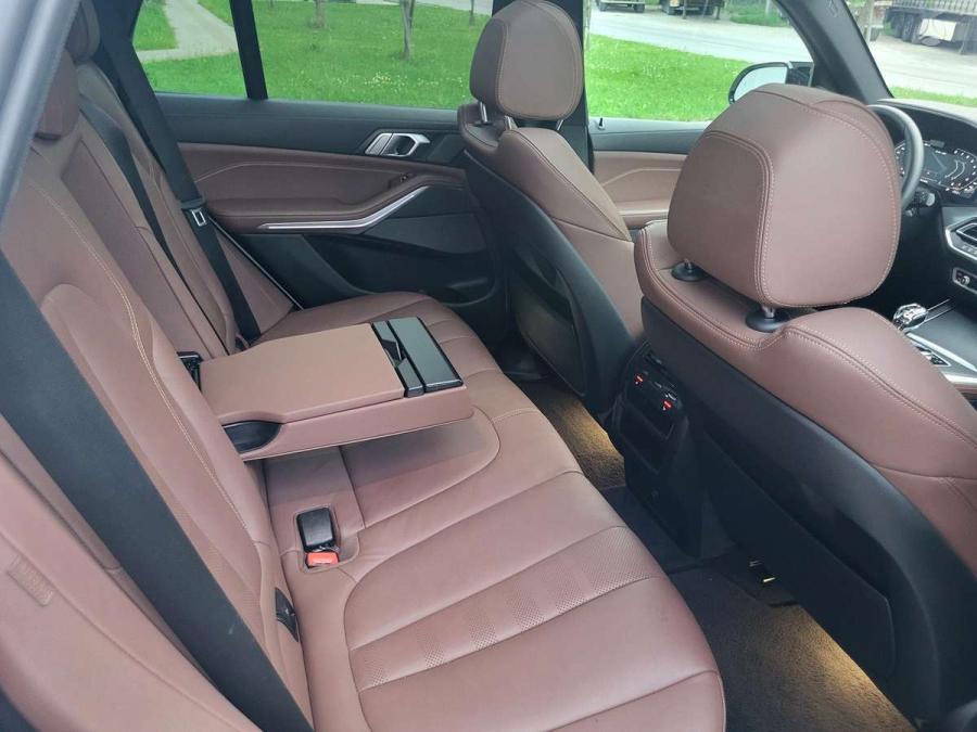 White BMW X5 2021 in Vilnius, with an engine capacity of 4.40 L and mileage of 182 thousand km for 39999 €, photo 42 on AUTOMOTO.COM.LV