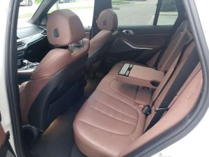 White BMW X5 2021 in Vilnius, with an engine capacity of 4.40 L and mileage of 182 thousand km for 39999 €, photo 43 on AUTOMOTO.COM.LV