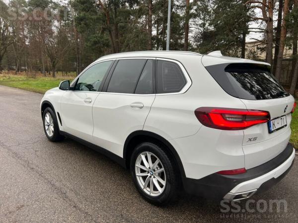 Balts BMW X5 2021 Rīga, ar dzinēja tilpumu 3.00 L un nobraukumu 78 tūkst. km par 40500 €, foto 3 vietnē AUTOMOTO.COM.LV