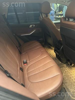 Balts BMW X5 2021 Rīga, ar dzinēja tilpumu 3.00 L un nobraukumu 80 tūkst. km par 39000 €, foto 6 vietnē AUTOMOTO.COM.LV