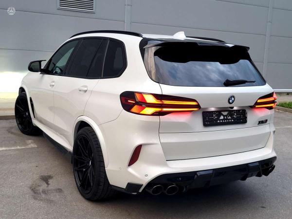 White BMW X5 2021 in Vilnius, with an engine capacity of 4.40 L and mileage of 180 thousand km for 38999 €, photo 3 on AUTOMOTO.COM.LV