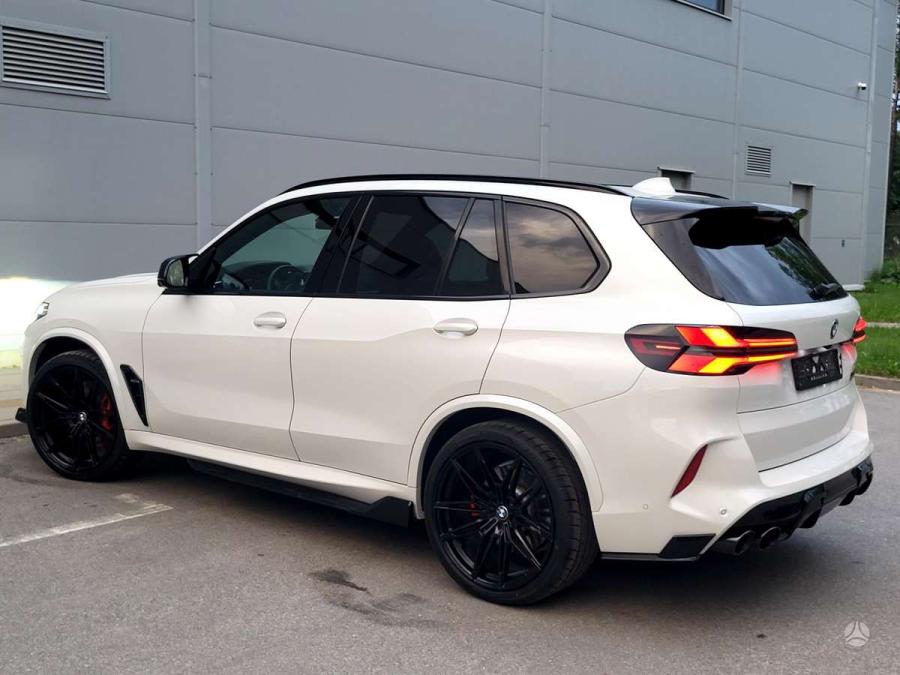 White BMW X5 2021 in Vilnius, with an engine capacity of 4.40 L and mileage of 180 thousand km for 38999 €, photo 27 on AUTOMOTO.COM.LV