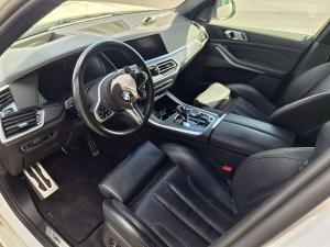 Balts BMW X5 2021 Mažeikiai, ar dzinēja tilpumu 3.00 L un nobraukumu 93 tūkst. km par 26900 €, foto 8 vietnē AUTOMOTO.COM.LV