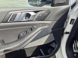 Balts BMW X5 2021 Mažeikiai, ar dzinēja tilpumu 3.00 L un nobraukumu 93 tūkst. km par 26900 €, foto 12 vietnē AUTOMOTO.COM.LV