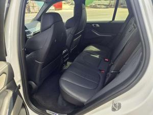 Balts BMW X5 2021 Mažeikiai, ar dzinēja tilpumu 3.00 L un nobraukumu 93 tūkst. km par 26900 €, foto 13 vietnē AUTOMOTO.COM.LV
