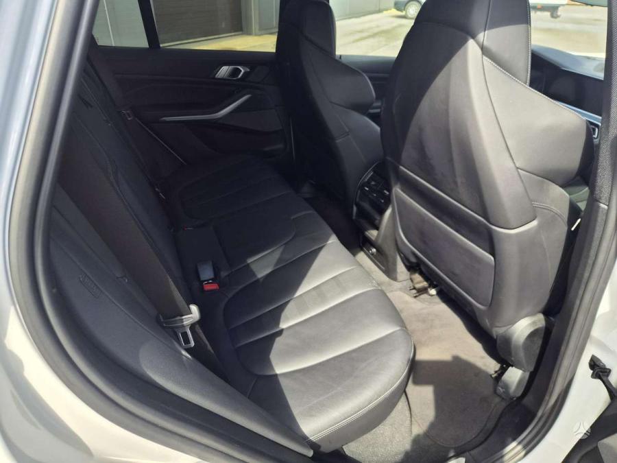 Balts BMW X5 2021 Mažeikiai, ar dzinēja tilpumu 3.00 L un nobraukumu 93 tūkst. km par 26900 €, foto 14 vietnē AUTOMOTO.COM.LV