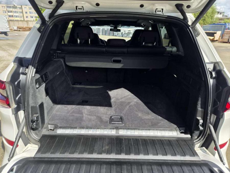 Balts BMW X5 2021 Mažeikiai, ar dzinēja tilpumu 3.00 L un nobraukumu 93 tūkst. km par 26900 €, foto 15 vietnē AUTOMOTO.COM.LV
