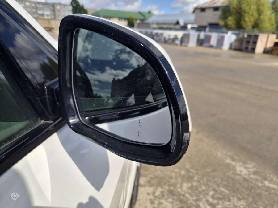 Balts BMW X5 2021 Mažeikiai, ar dzinēja tilpumu 3.00 L un nobraukumu 93 tūkst. km par 26900 €, foto 19 vietnē AUTOMOTO.COM.LV