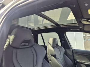 Balts BMW X5 2021 Mažeikiai, ar dzinēja tilpumu 3.00 L un nobraukumu 93 tūkst. km par 26900 €, foto 20 vietnē AUTOMOTO.COM.LV