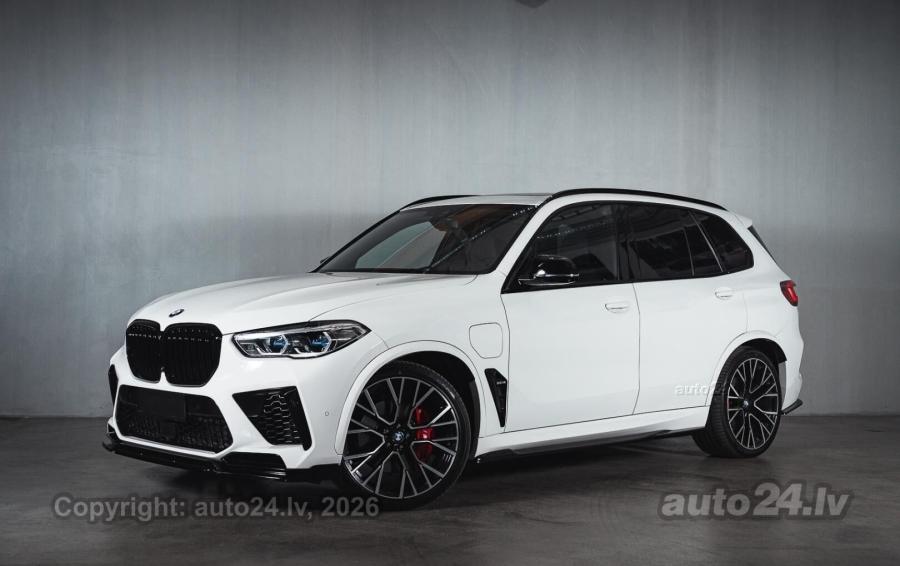 White BMW X5 2021 in Tartu, with an engine capacity of 3.00 L and mileage of 133 thousand km for 52900 €, photo 1 on AUTOMOTO.COM.LV