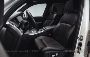 White BMW X5 2021 in Tartu, with an engine capacity of 3.00 L and mileage of 133 thousand km for 52900 €, photo 17 on AUTOMOTO.COM.LV