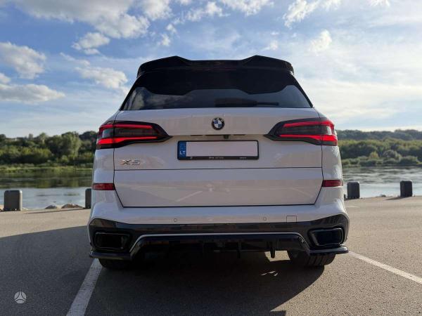 БМВ Х5 2021 в Каунас на AUTOMOTO.COM.LV Белый БМВ Х5 2021 в Каунас, объемом двигателя 3.00 л и пробегом 102 тыс. км за 44900 €, фото 9 на AUTOMOTO.COM.LV