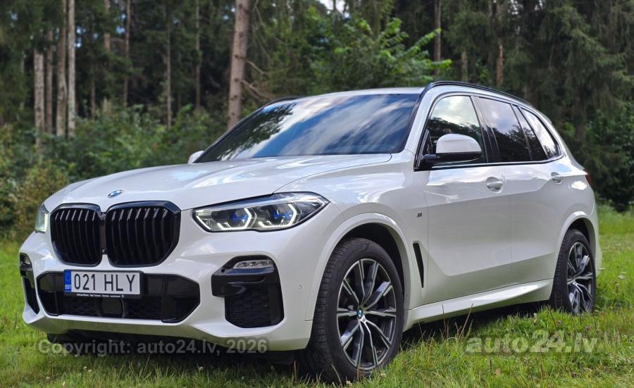 Balts BMW X5 2021 Tallina, ar dzinēja tilpumu 3.00 L un nobraukumu 76 tūkst. km par 52500 €, foto 3 vietnē AUTOMOTO.COM.LV