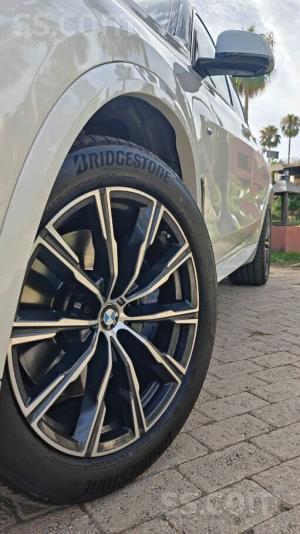 Balts BMW X5 2021 Rīga, ar dzinēja tilpumu 3.00 L un nobraukumu 196 tūkst. km par 45000 €, foto 14 vietnē AUTOMOTO.COM.LV