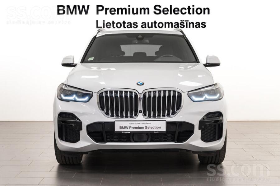 Balts BMW X5 2022 Rīga, ar dzinēja tilpumu 3.00 L un nobraukumu 38 tūkst. km par 7990 €, foto 3 vietnē AUTOMOTO.COM.LV