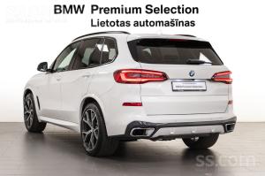 Balts BMW X5 2022 Rīga, ar dzinēja tilpumu 3.00 L un nobraukumu 38 tūkst. km par 7990 €, foto 13 vietnē AUTOMOTO.COM.LV