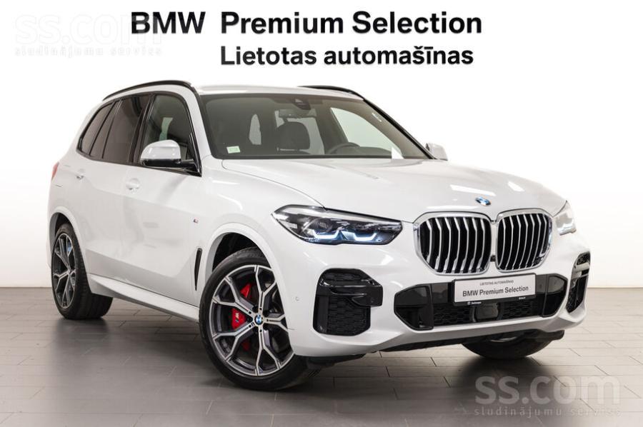 Balts BMW X5 2022 Rīga, ar dzinēja tilpumu 3.00 L un nobraukumu 38 tūkst. km par 7990 €, foto 14 vietnē AUTOMOTO.COM.LV