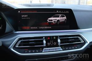 White BMW X5 2022 in Riga, with an engine capacity of 3.00 L and mileage of 98 thousand km for 44700 €, photo 18 on AUTOMOTO.COM.LV