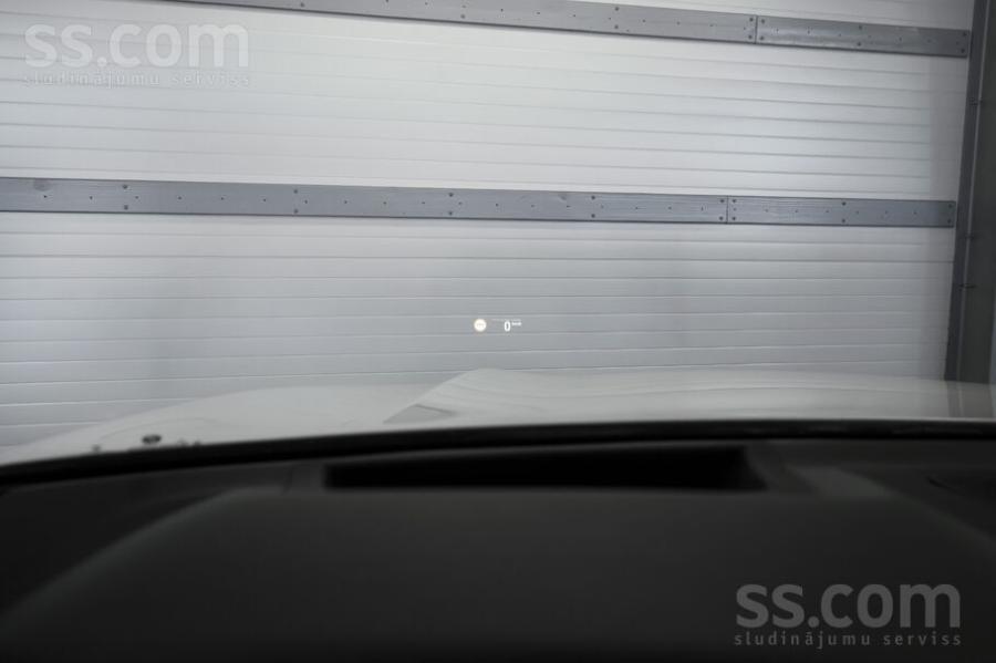 White BMW X5 2022 in Tukums, with an engine capacity of 3.00 L and mileage of 0 thousand km for 55777 €, photo 30 on AUTOMOTO.COM.LV