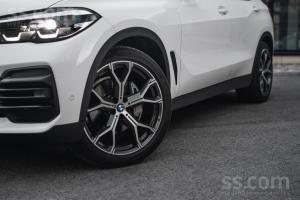 Balts BMW X5 2022 Rīga, ar dzinēja tilpumu 3.00 L un nobraukumu 92 tūkst. km par 38900 €, foto 3 vietnē AUTOMOTO.COM.LV