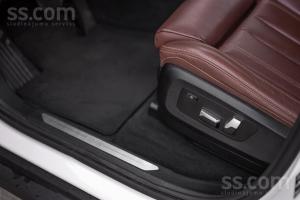 Balts BMW X5 2022 Rīga, ar dzinēja tilpumu 3.00 L un nobraukumu 92 tūkst. km par 38900 €, foto 13 vietnē AUTOMOTO.COM.LV