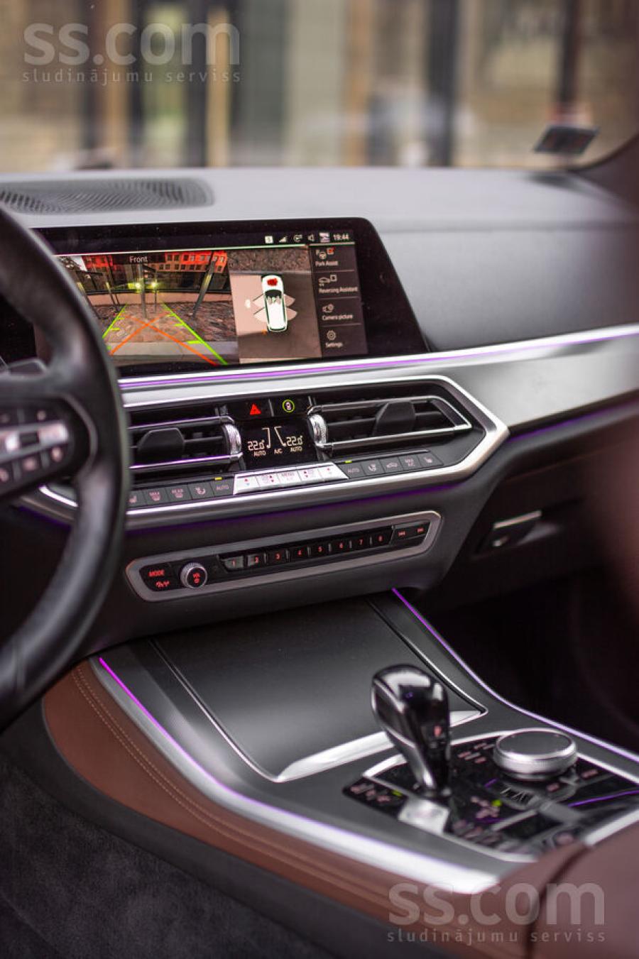Balts BMW X5 2022 Rīga, ar dzinēja tilpumu 3.00 L un nobraukumu 92 tūkst. km par 38900 €, foto 16 vietnē AUTOMOTO.COM.LV