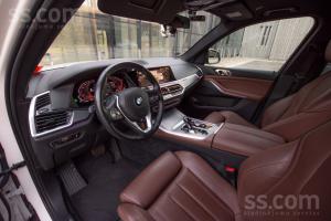Balts BMW X5 2022 Rīga, ar dzinēja tilpumu 3.00 L un nobraukumu 92 tūkst. km par 38900 €, foto 21 vietnē AUTOMOTO.COM.LV