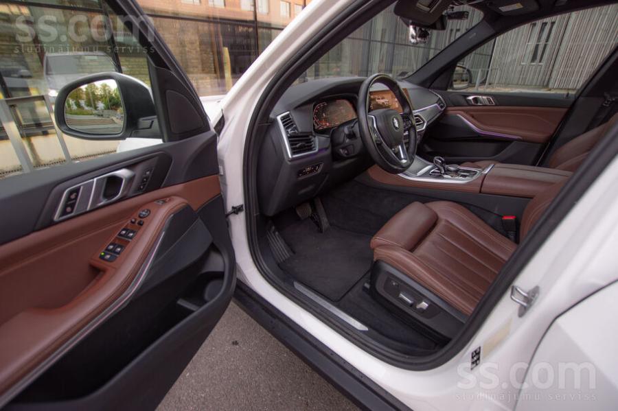 Balts BMW X5 2022 Rīga, ar dzinēja tilpumu 3.00 L un nobraukumu 92 tūkst. km par 38900 €, foto 22 vietnē AUTOMOTO.COM.LV