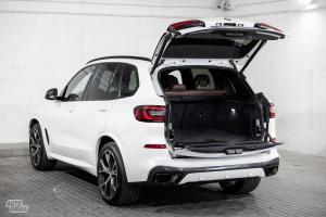 Balts BMW X5 2022 Viļņa, ar dzinēja tilpumu 3.00 L un nobraukumu 85 tūkst. km par 54491 €, foto 13 vietnē AUTOMOTO.COM.LV