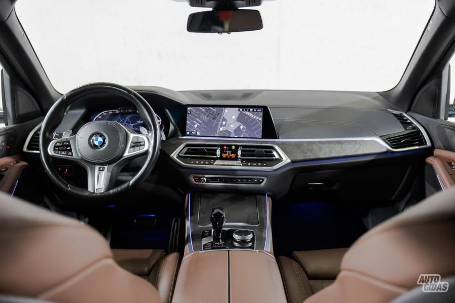 Balts BMW X5 2022 Viļņa, ar dzinēja tilpumu 3.00 L un nobraukumu 85 tūkst. km par 54491 €, foto 21 vietnē AUTOMOTO.COM.LV