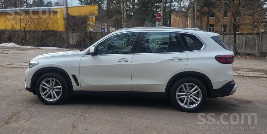Balts BMW X5 2022 Rīga, ar dzinēja tilpumu 3.00 L un nobraukumu 40 tūkst. km par 43500 €, foto 6 vietnē AUTOMOTO.COM.LV