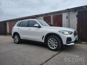 Balts BMW X5 2022 Rīga, ar dzinēja tilpumu 3.00 L un nobraukumu 40 tūkst. km par 43500 €, foto 8 vietnē AUTOMOTO.COM.LV