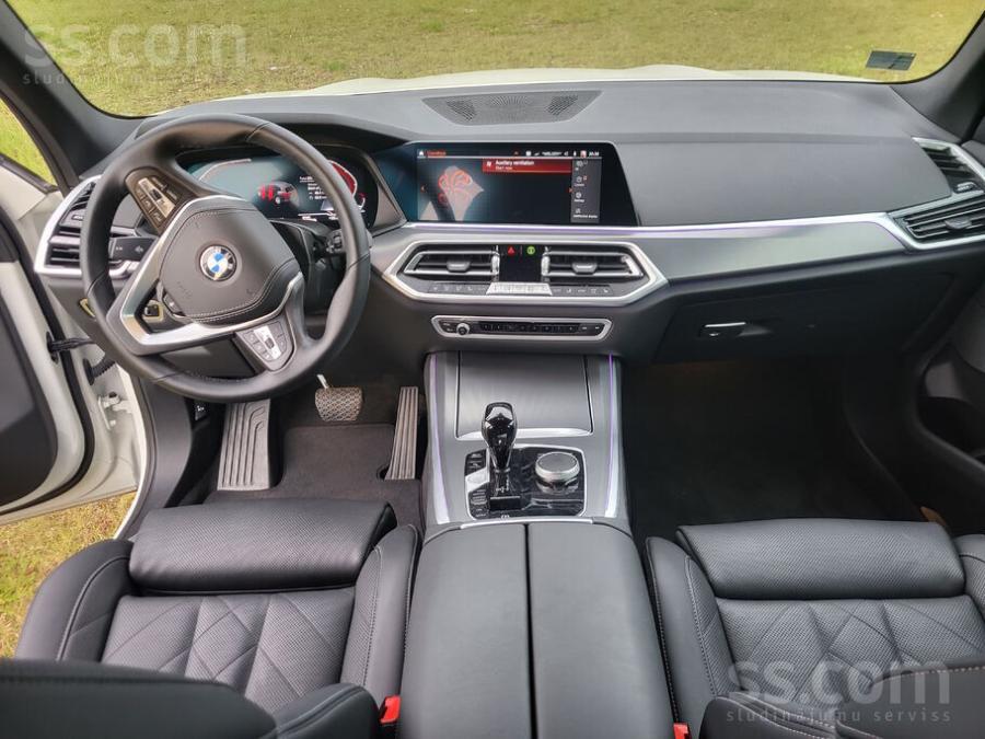 Balts BMW X5 2022 Rīga, ar dzinēja tilpumu 3.00 L un nobraukumu 40 tūkst. km par 43500 €, foto 10 vietnē AUTOMOTO.COM.LV