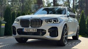 Balts BMW X5 2022 Rīga, ar dzinēja tilpumu 3.00 L un nobraukumu 92 tūkst. km par 49490 €, foto  vietnē AUTOMOTO.COM.LV