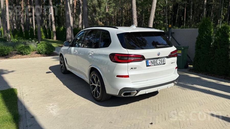 Balts BMW X5 2022 Rīga, ar dzinēja tilpumu 3.00 L un nobraukumu 92 tūkst. km par 49490 €, foto 8 vietnē AUTOMOTO.COM.LV