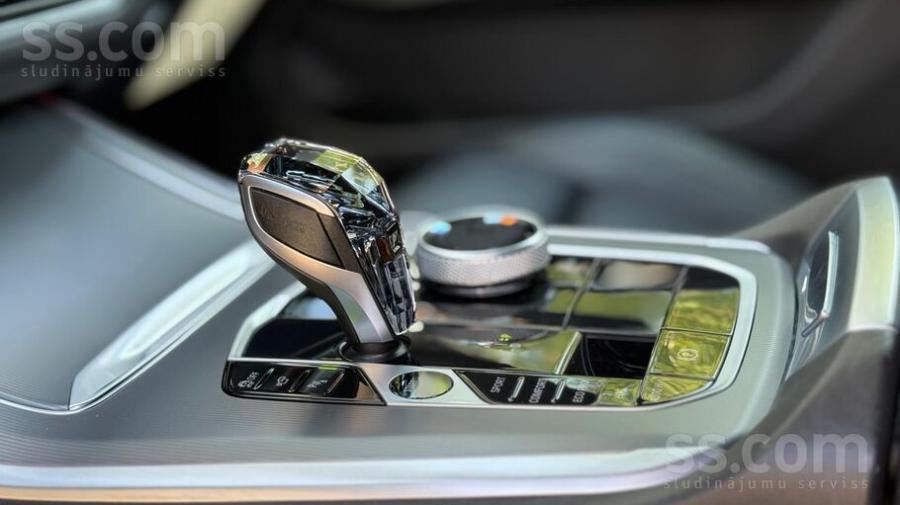 Balts BMW X5 2022 Rīga, ar dzinēja tilpumu 3.00 L un nobraukumu 92 tūkst. km par 49490 €, foto 17 vietnē AUTOMOTO.COM.LV