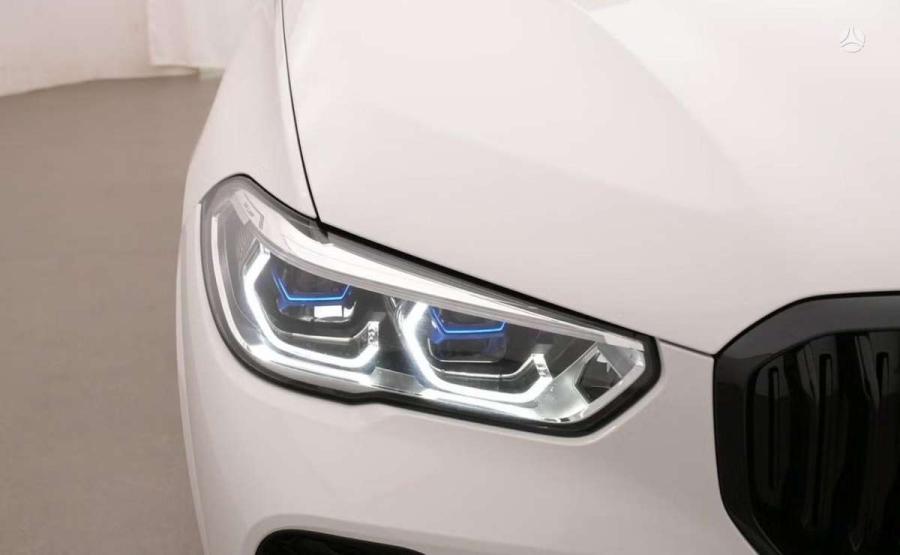 Balts BMW X5 2022 Viļņa, ar dzinēja tilpumu 3.00 L un nobraukumu 97 tūkst. km par 59500 €, foto 4 vietnē AUTOMOTO.COM.LV