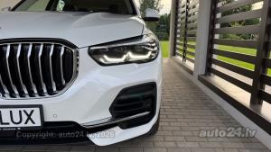 White BMW X5 2022 in Johvi, with an engine capacity of 3.00 L and mileage of 70 thousand km for 55000 €, photo 9 on AUTOMOTO.COM.LV