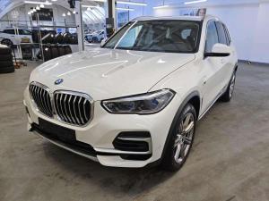 Balts BMW X5 2022 Viļņa, ar dzinēja tilpumu 3.00 L un nobraukumu 112 tūkst. km par 43777 €, foto 1 vietnē AUTOMOTO.COM.LV