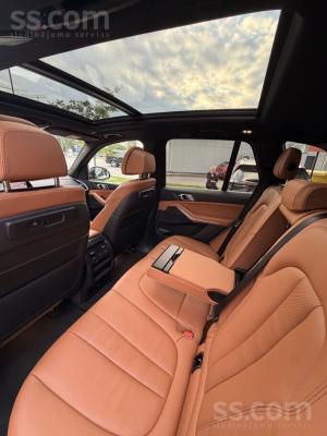 Balts BMW X5 2022 Rīga, ar dzinēja tilpumu 3.00 L un nobraukumu 75 tūkst. km par 49500 €, foto 11 vietnē AUTOMOTO.COM.LV