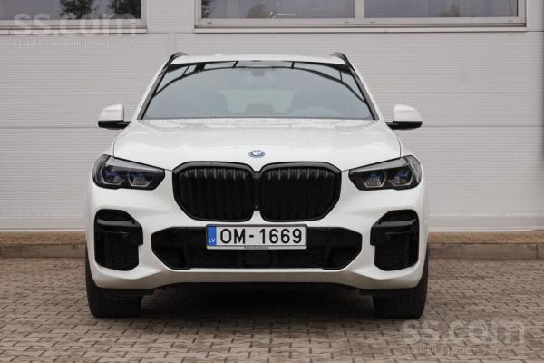 Balts BMW X5 2022 Rīga, ar dzinēja tilpumu 3.00 L un nobraukumu 97 tūkst. km par 58995 €, foto 9 vietnē AUTOMOTO.COM.LV
