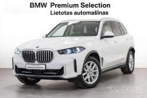 White BMW X5 2023 in Riga, with an engine capacity of 3.00 L and mileage of 77 thousand km for 59900 €, photo  on AUTOMOTO.COM.LV