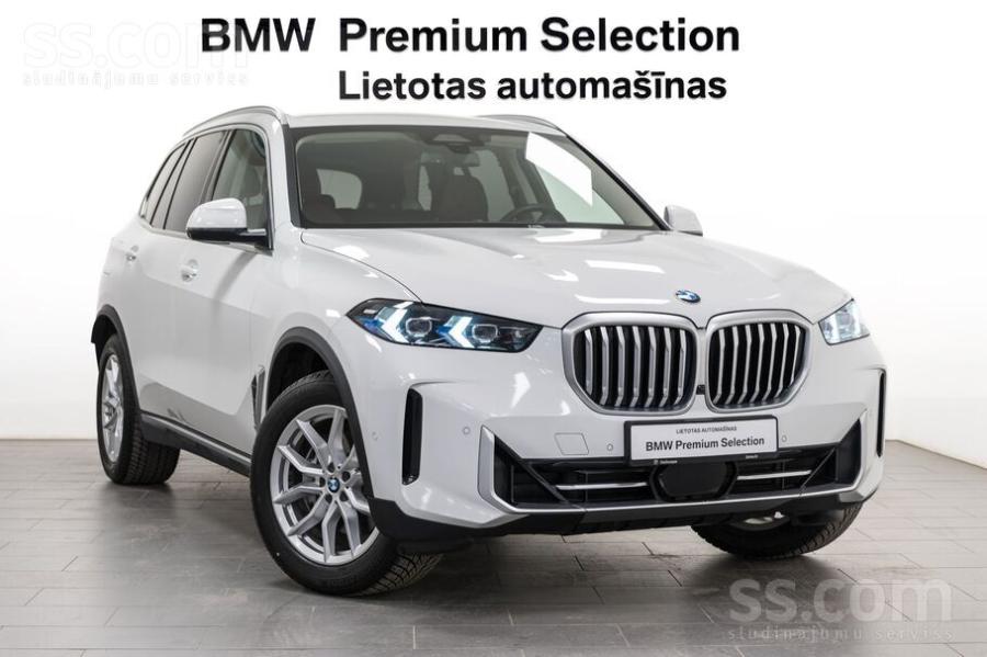 White BMW X5 2023 in Riga, with an engine capacity of 3.00 L and mileage of 77 thousand km for 59900 €, photo 14 on AUTOMOTO.COM.LV
