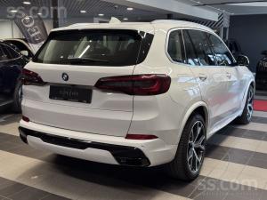 Balts BMW X5 2023 Rīga, ar dzinēja tilpumu 3.00 L un nobraukumu 43 tūkst. km par 45500 €, foto 5 vietnē AUTOMOTO.COM.LV