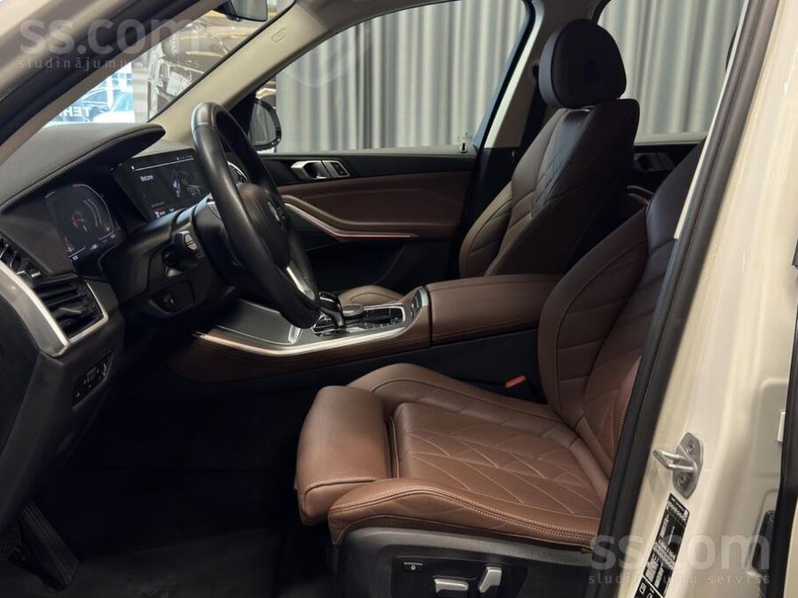 Balts BMW X5 2023 Rīga, ar dzinēja tilpumu 3.00 L un nobraukumu 43 tūkst. km par 45500 €, foto 11 vietnē AUTOMOTO.COM.LV
