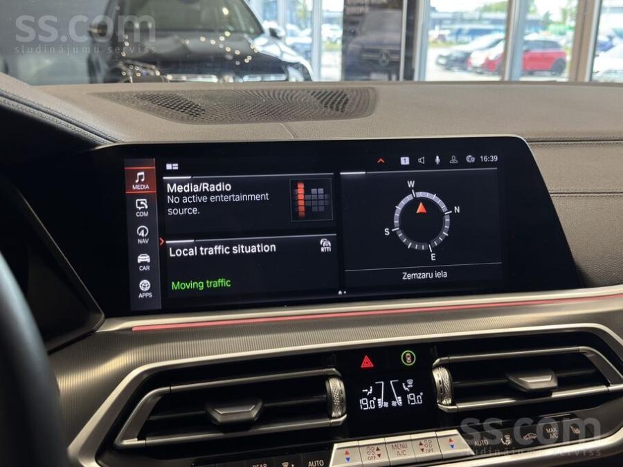 Balts BMW X5 2023 Rīga, ar dzinēja tilpumu 3.00 L un nobraukumu 43 tūkst. km par 45500 €, foto 18 vietnē AUTOMOTO.COM.LV