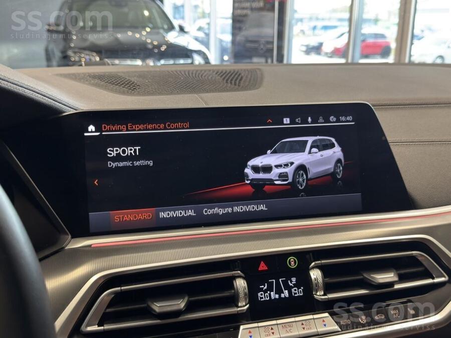 Balts BMW X5 2023 Rīga, ar dzinēja tilpumu 3.00 L un nobraukumu 43 tūkst. km par 45500 €, foto 22 vietnē AUTOMOTO.COM.LV